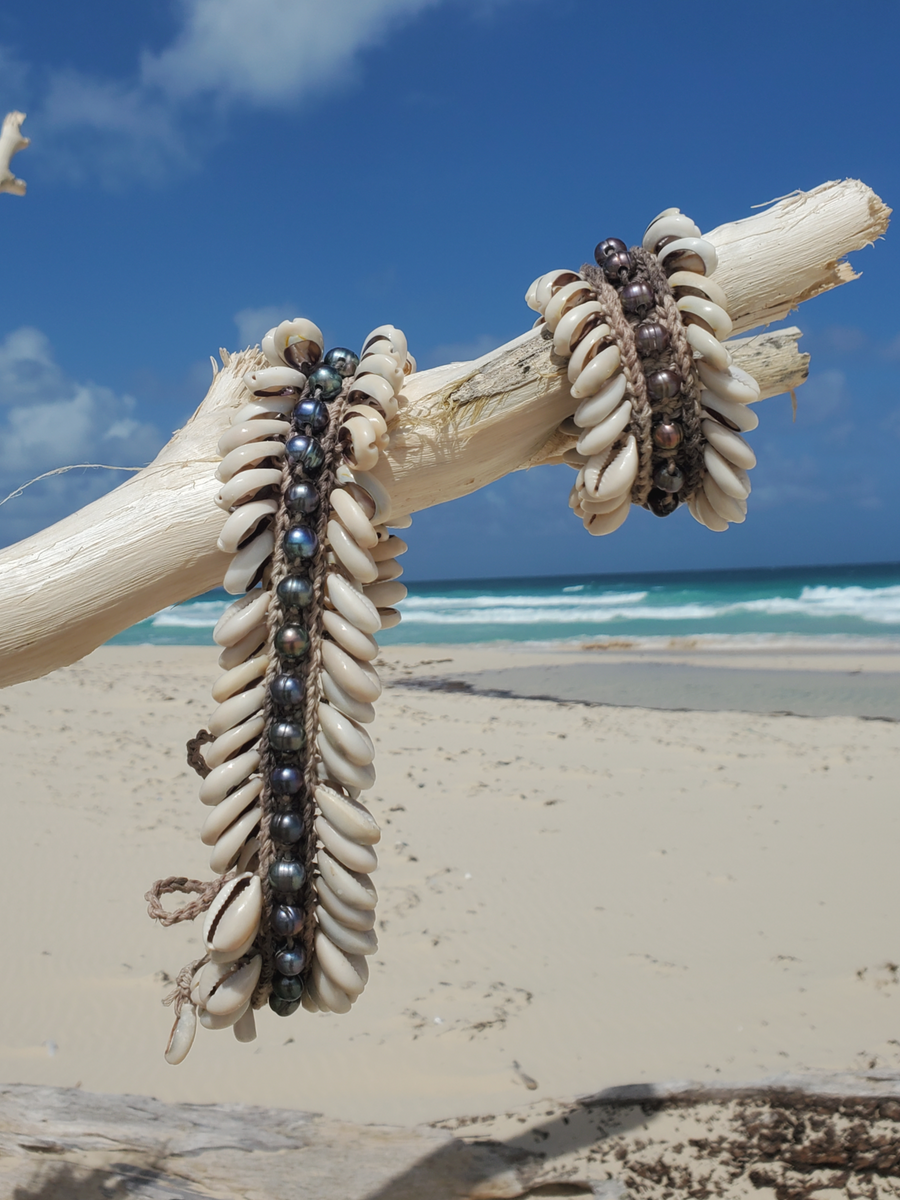 PEARLS and Shells Super Chunky Beaded Choker – vacationwardrobe.com